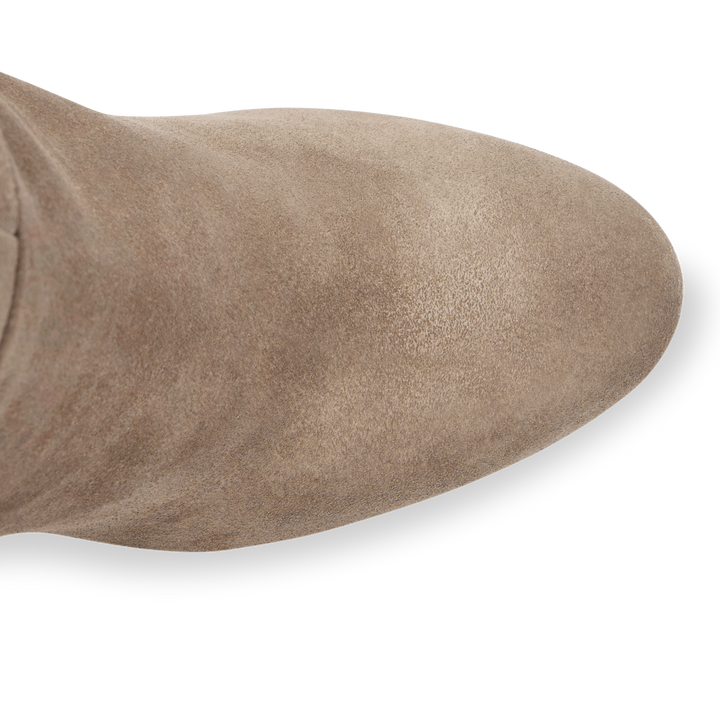 SALE – Sarah Flint