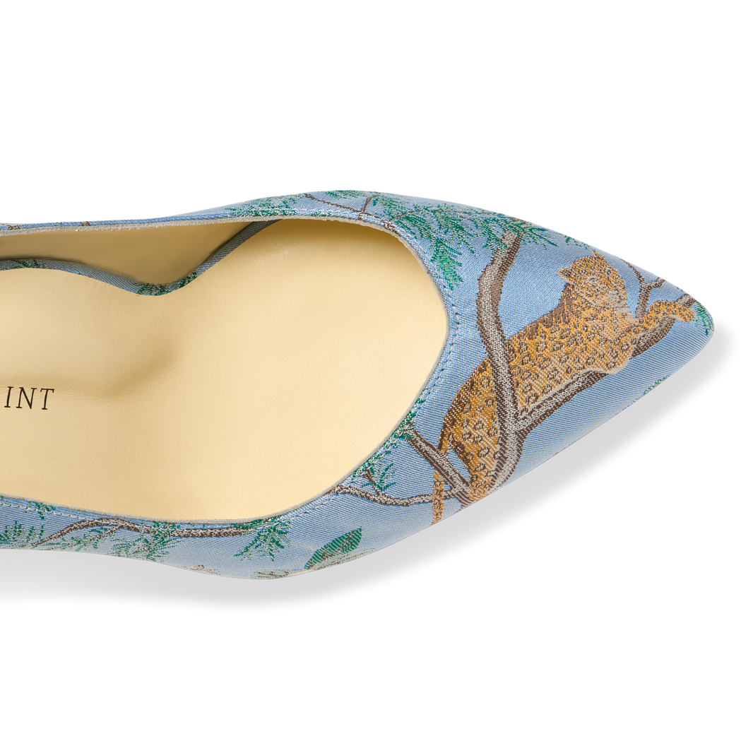 Sarah Flint X Gracie