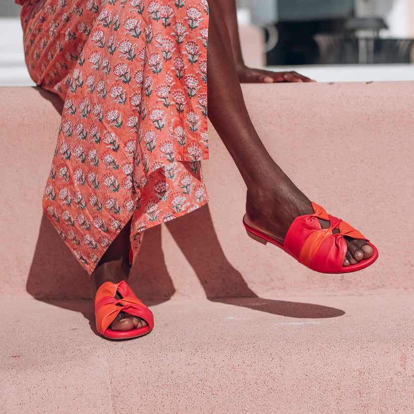 Arabesque Slide – Sarah Flint